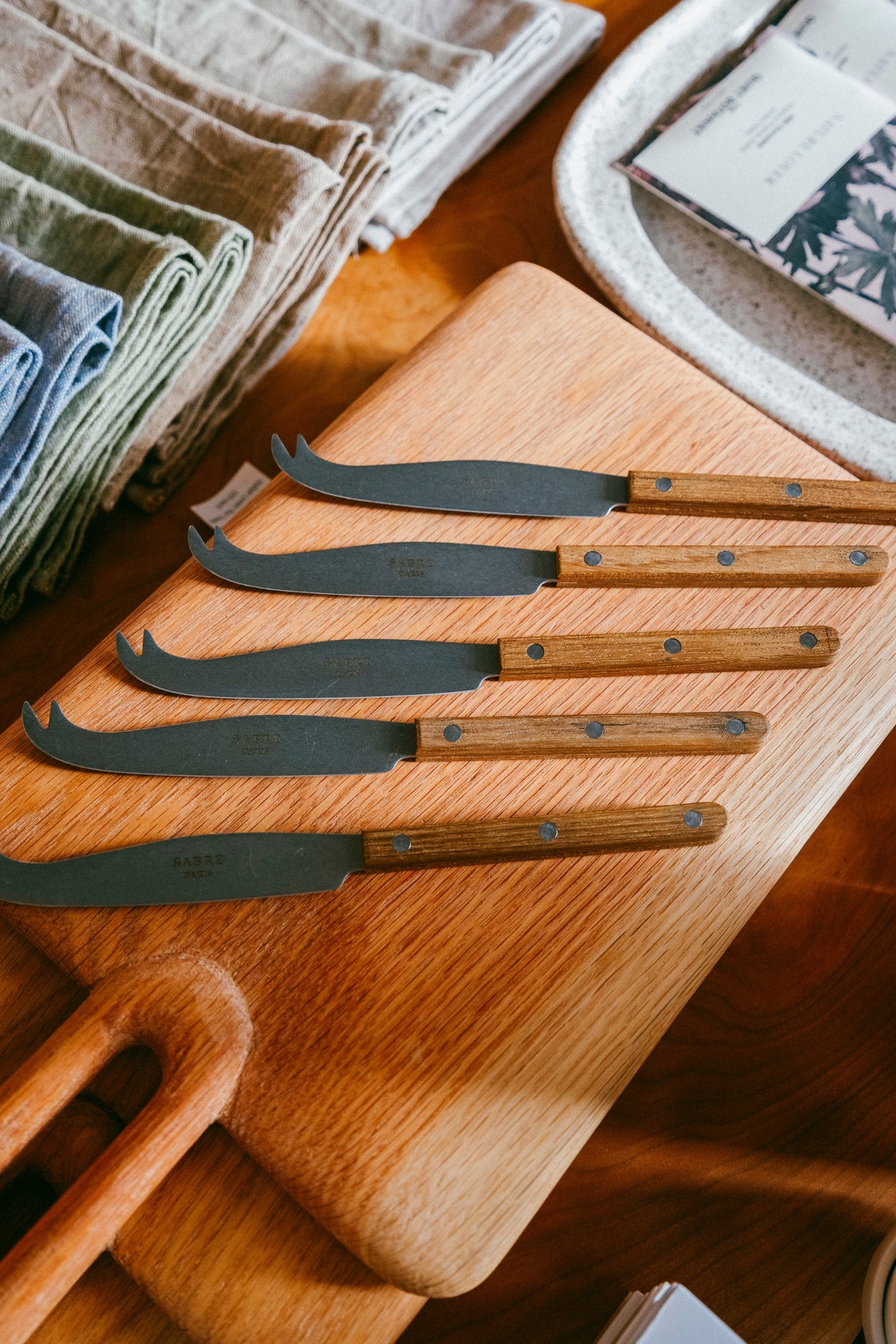 Bistrot Vintage Cheese Knife | Teak Wood – The Post Supply